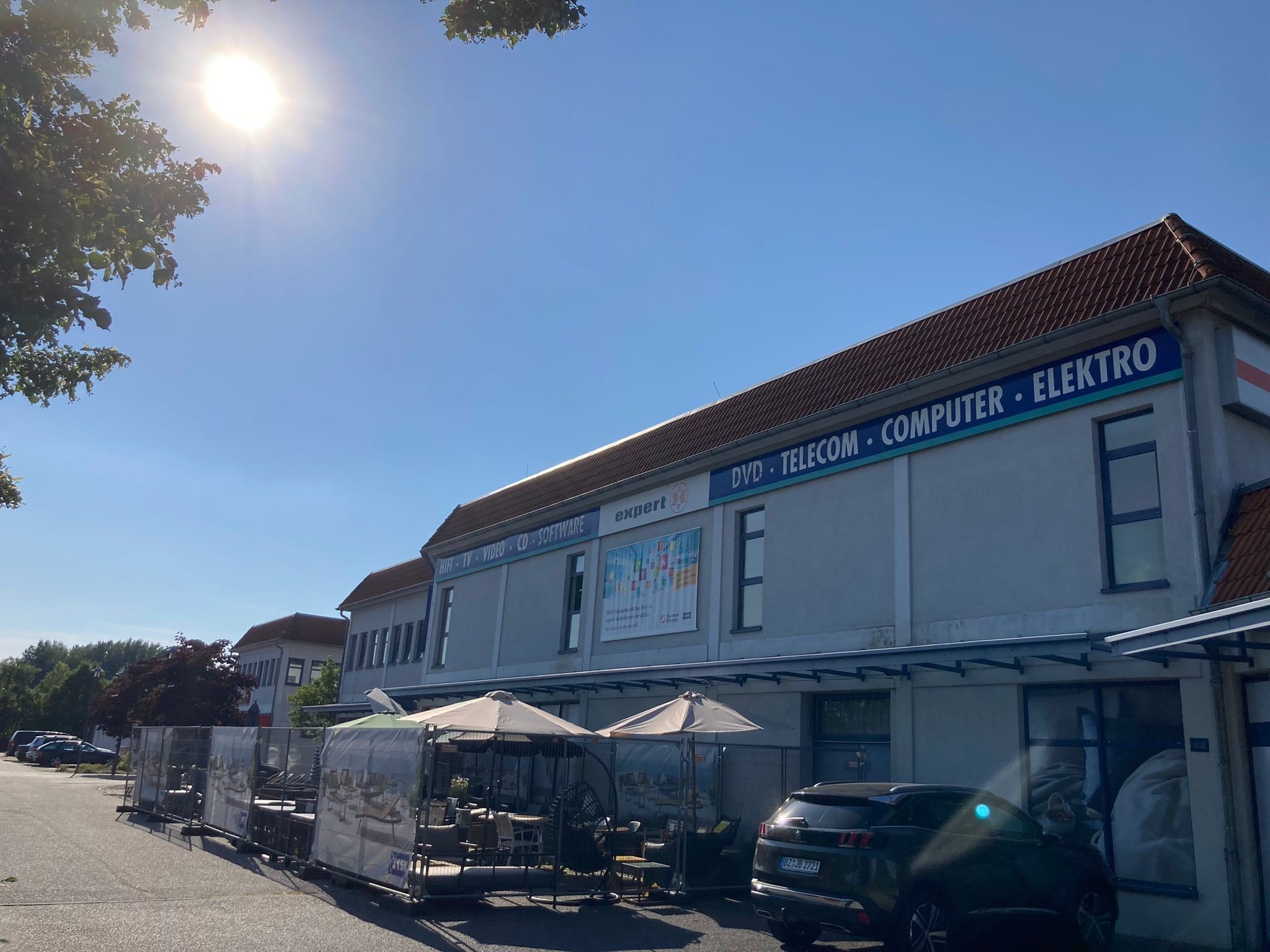 Elektromarkt in Ihrer Nähe mit Online-Shop – expert