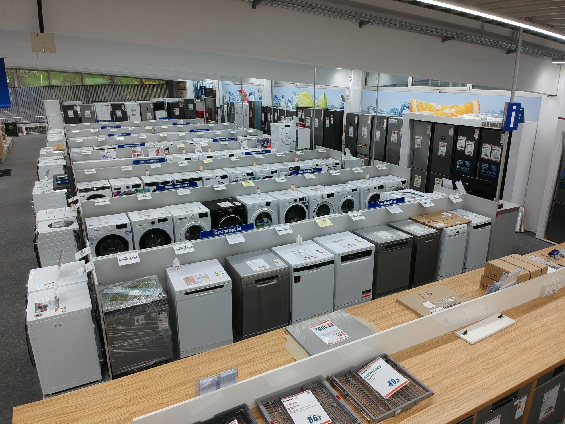 Elektromarkt in Ihrer Nähe mit Online-Shop – expert