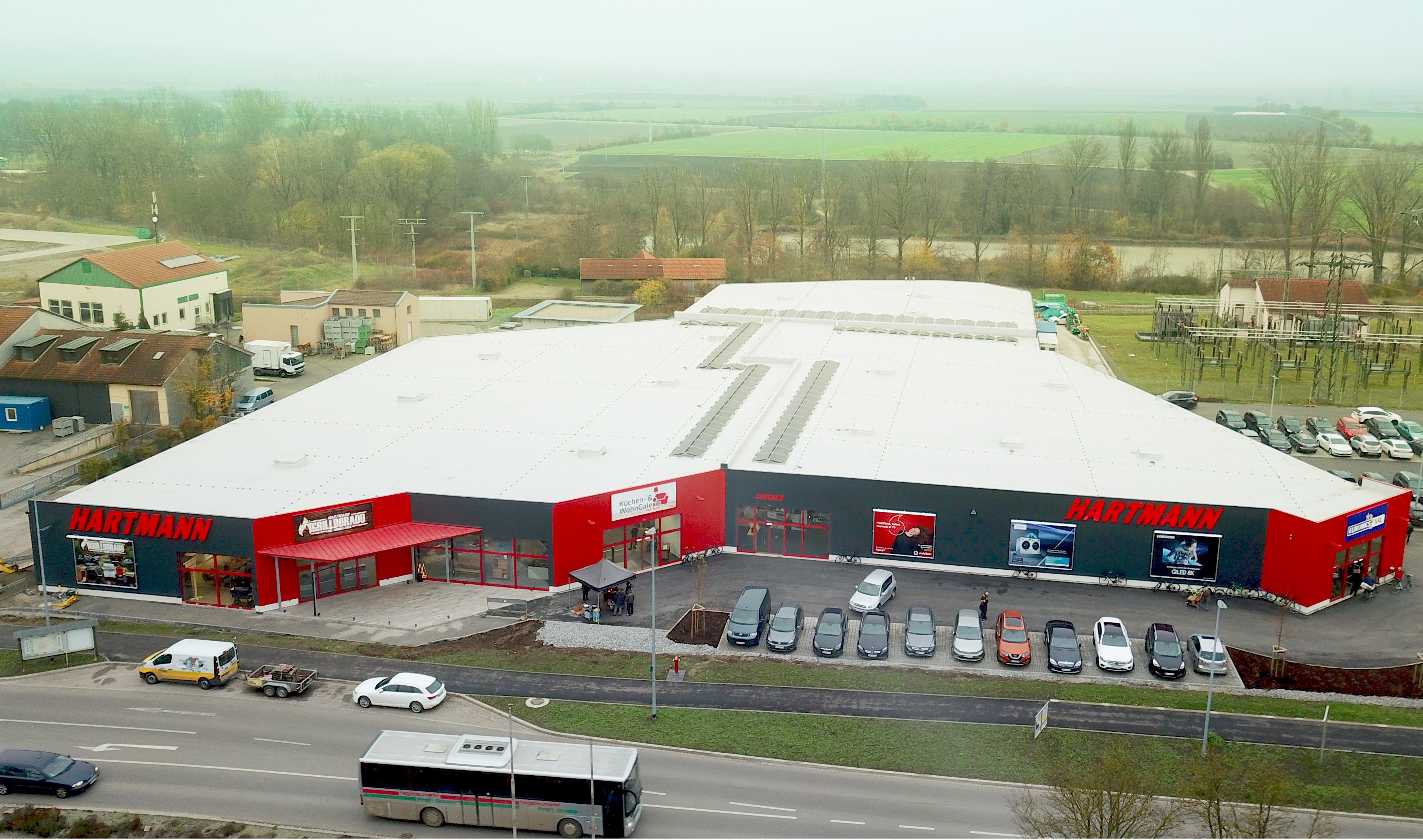 Elektromarkt in Ihrer Nähe mit Online-Shop – expert