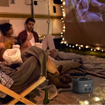 EZVIZ PS600 600 Watt Transportable Power Station - bei expert kaufen